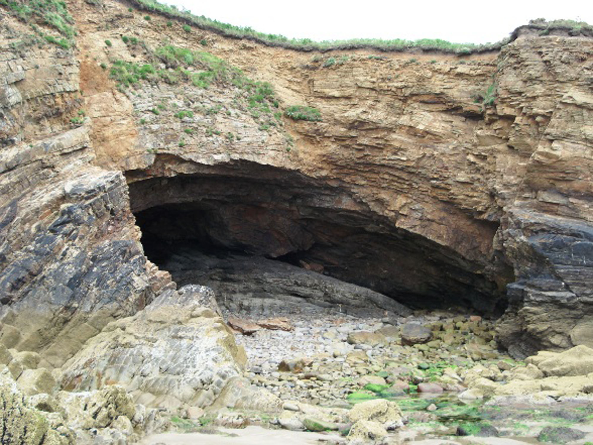 Large blocks of shale – UK Fossil Collecting